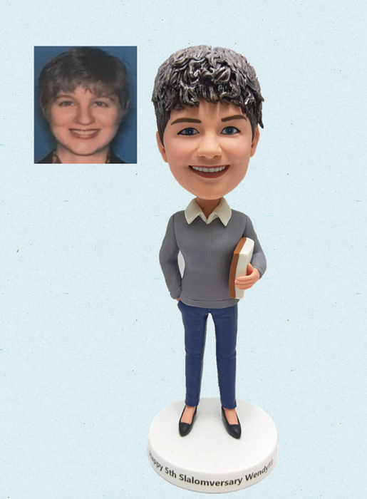 Custom Bobblehead – Personalized Female Figurine in Casual Outfit ...