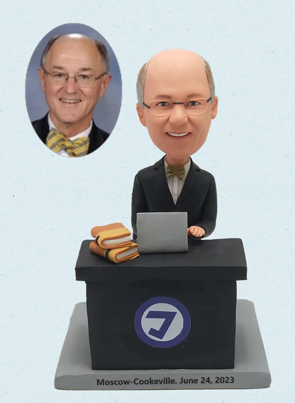 Custom Bobbleheads Business man At Office Desk Bobble heads Gifts For ...